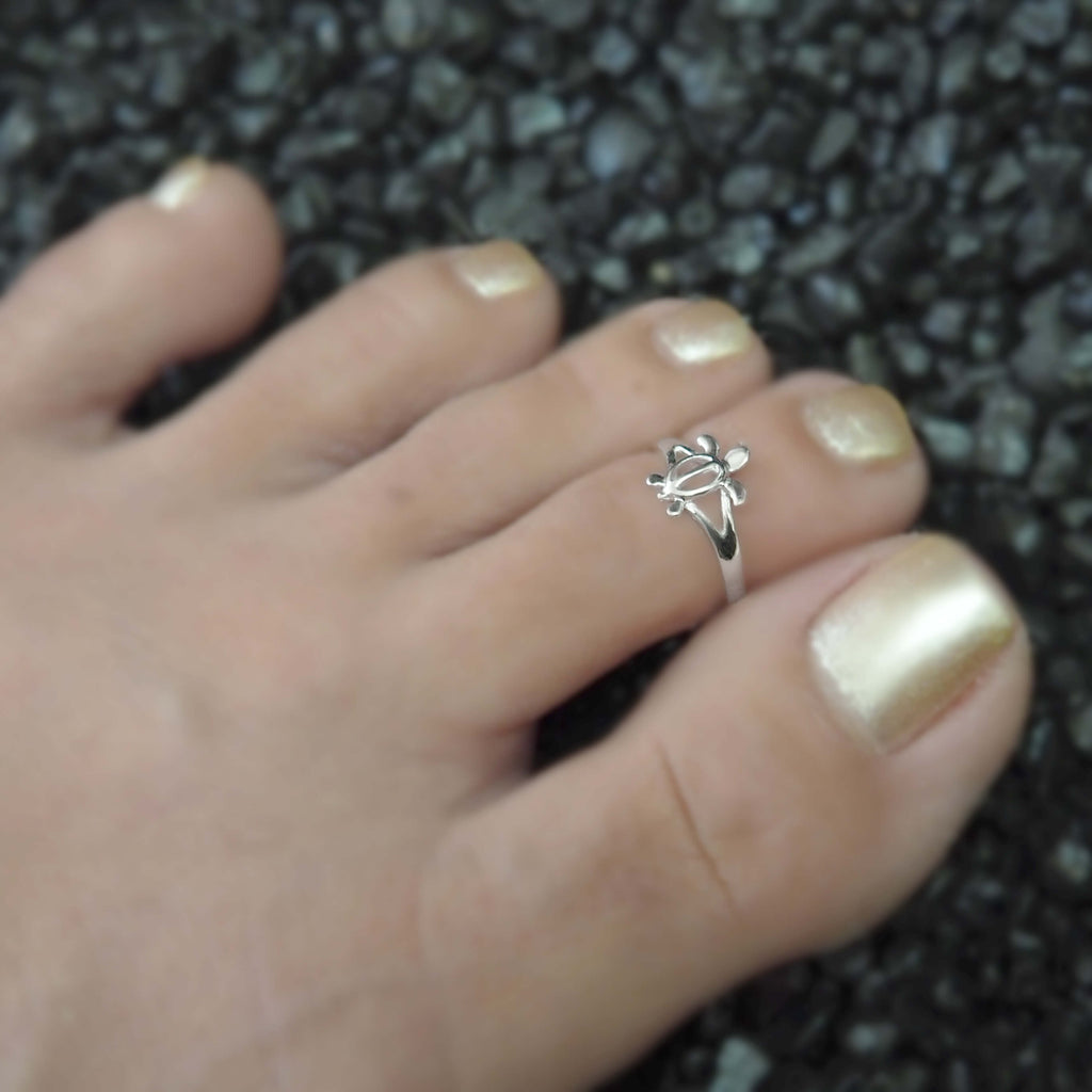 Sterling Silver Turtle Toe Ring – Hawaiian Silver Jewelry